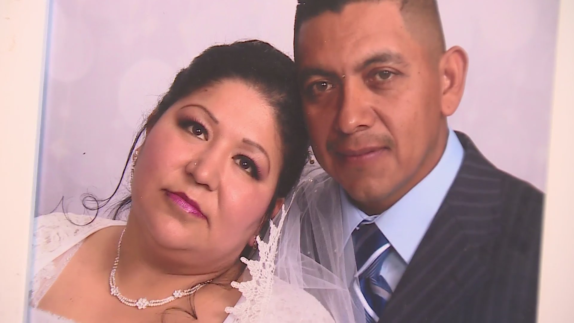 ‘I’m worried about him’: Undocumented father of 4 removed from Elgin ...