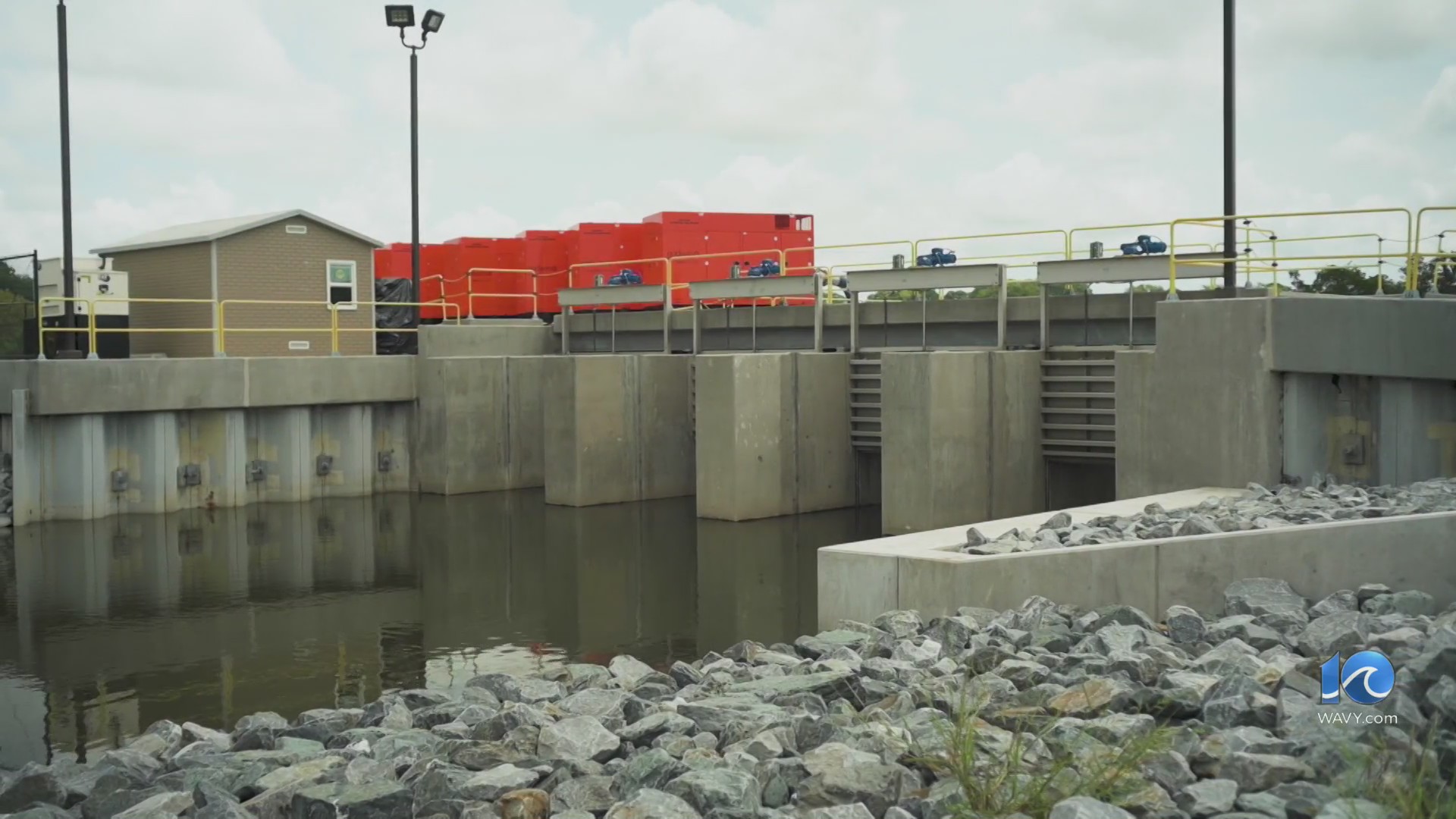 New flood gate project nears completion in VB – WAVY.com