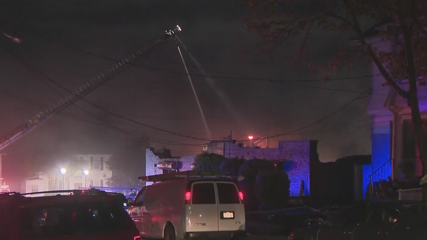 Toxic smoke billows after explosion at NJ auto body shop: officials – PIX11