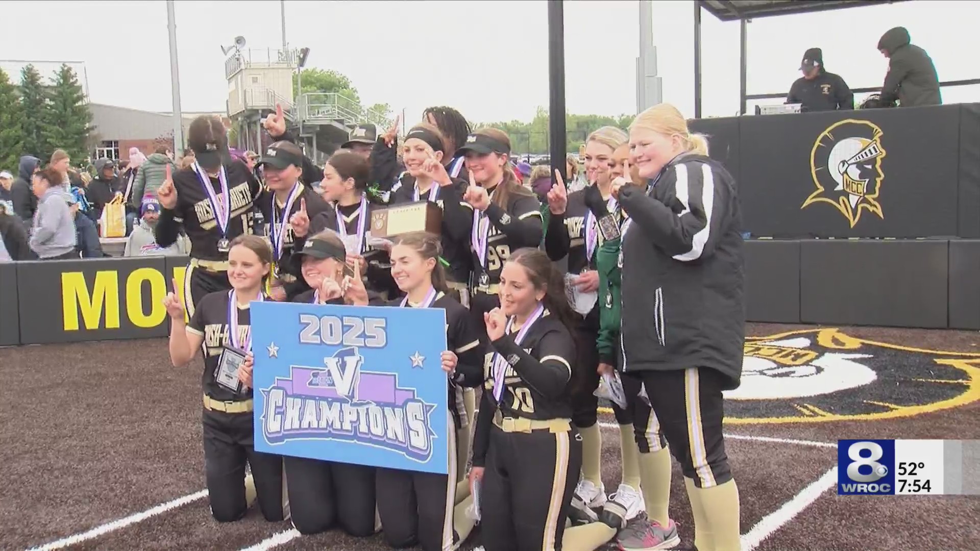 R-H wins title in walkoff; Sutherland, Thomas also raise bricks ...