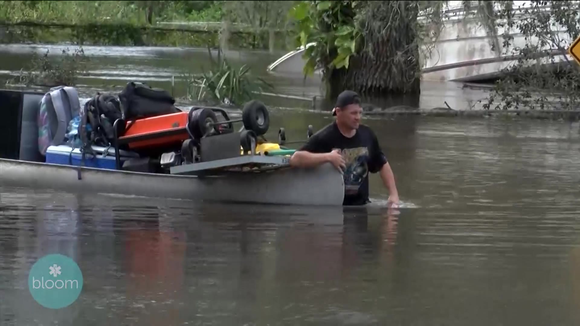 Coping with the trauma from natural disasters – WFLA