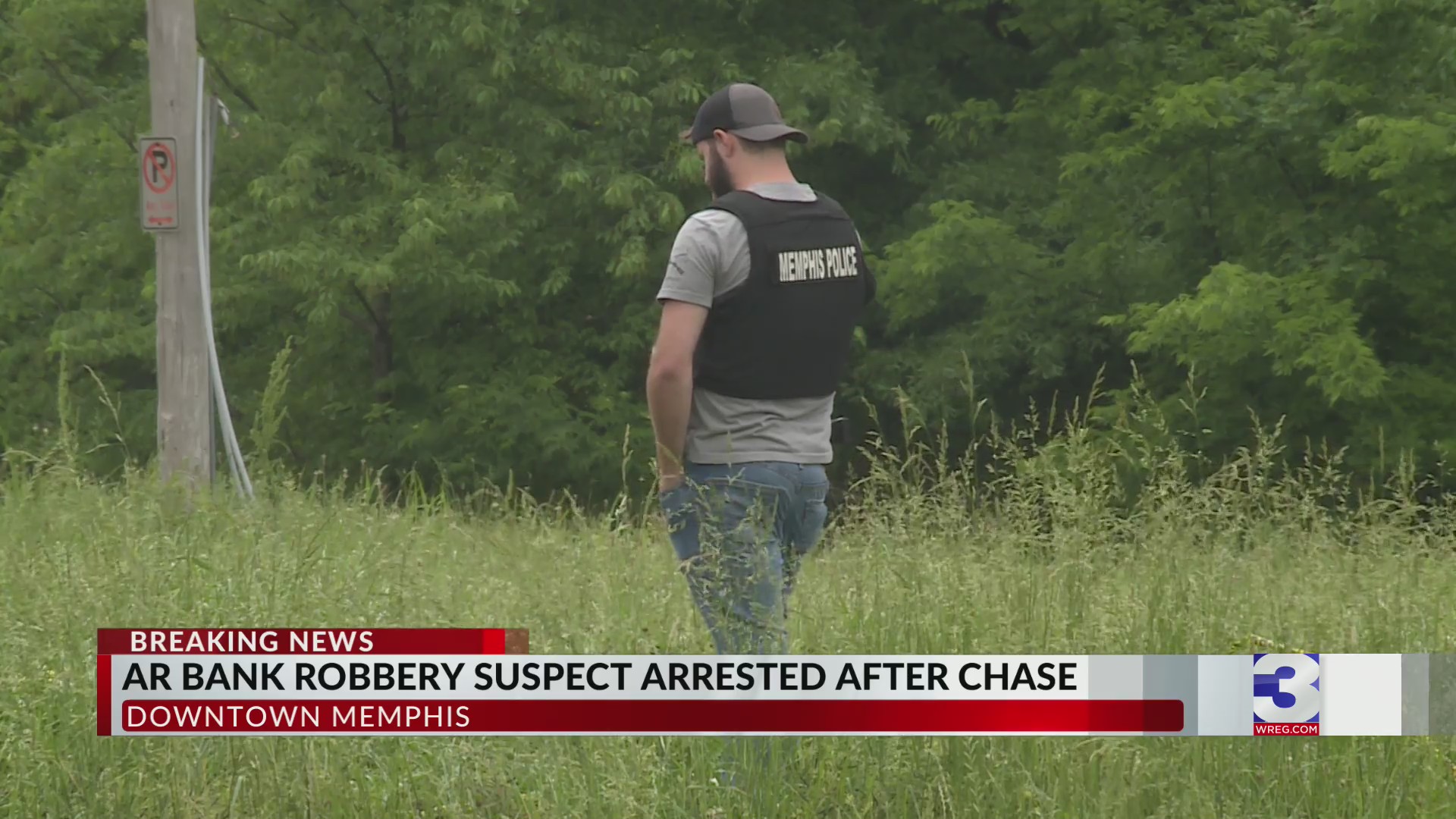 AR bank robbery suspect caught after chase into downtown Memphis – WREG.com