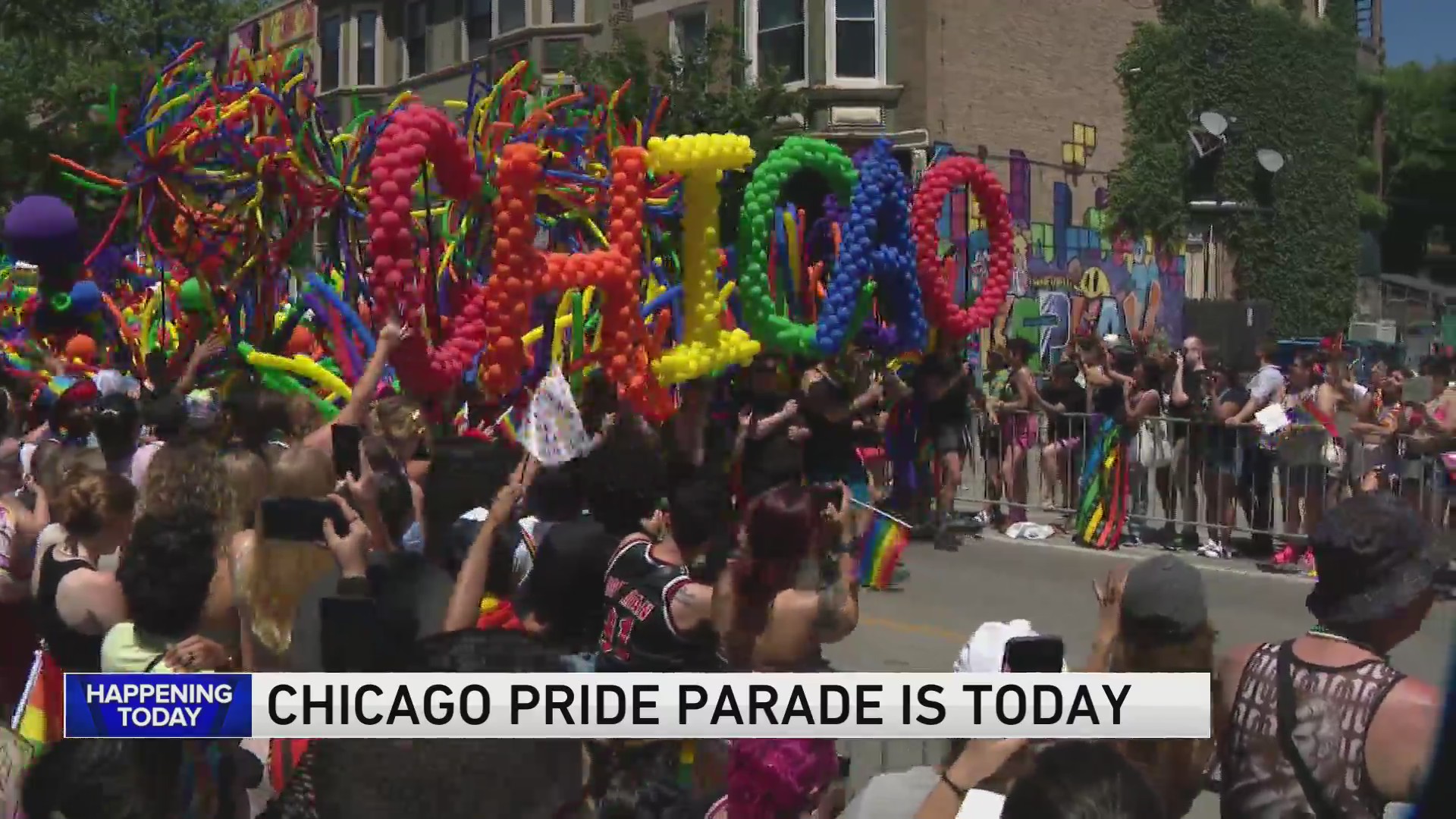 Chicago Pride Parade expected to bring about a million people to Lake ...