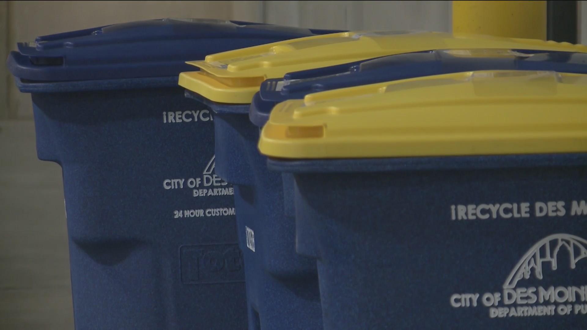 DSM Public Works gears up for annual recycling program; what to know to ...