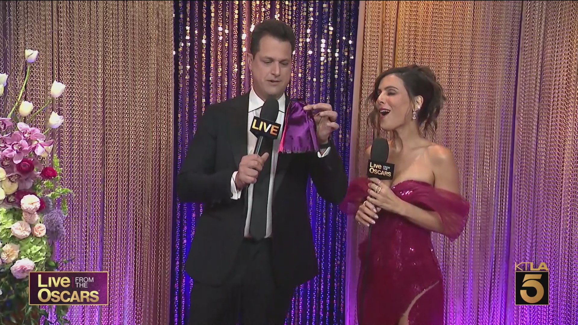 Oscars Red Carpet: KTLA’s Doug Kolk raids daughter toy box to complete ...