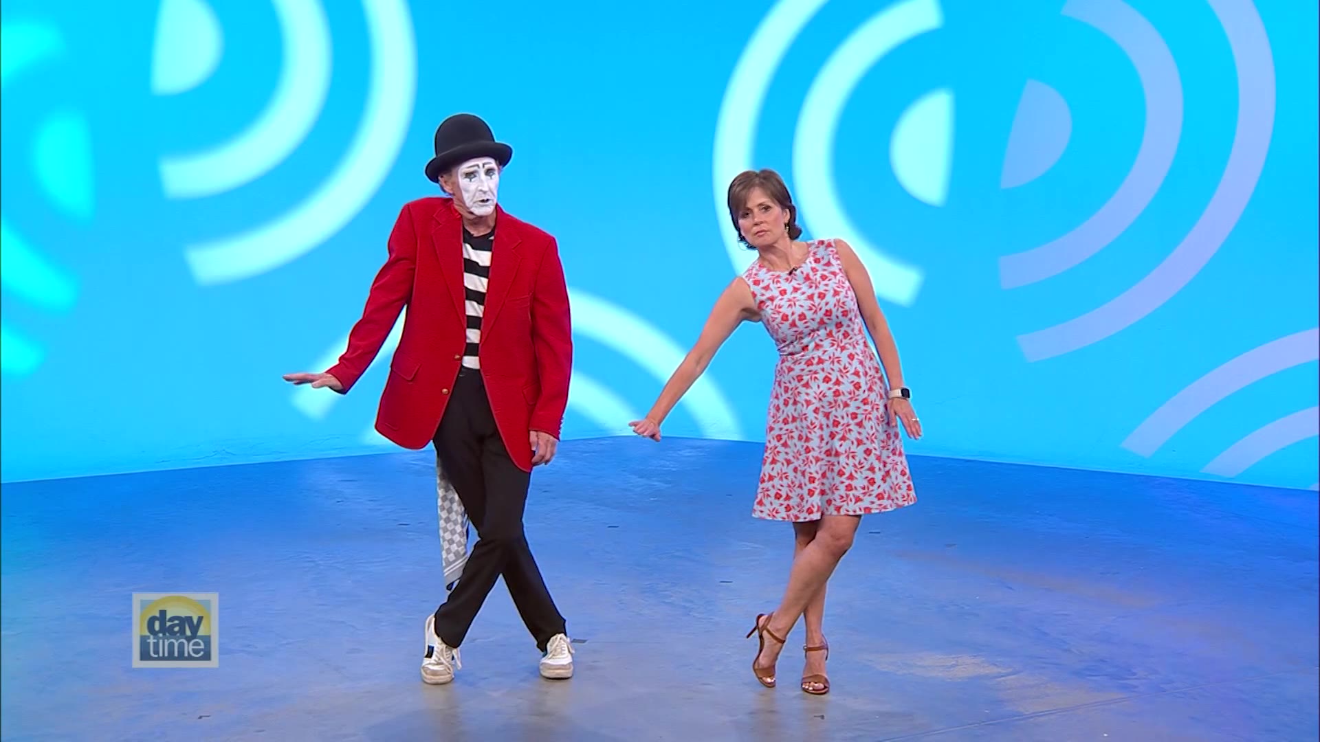 Learning how to mime | Daytime – WFLA