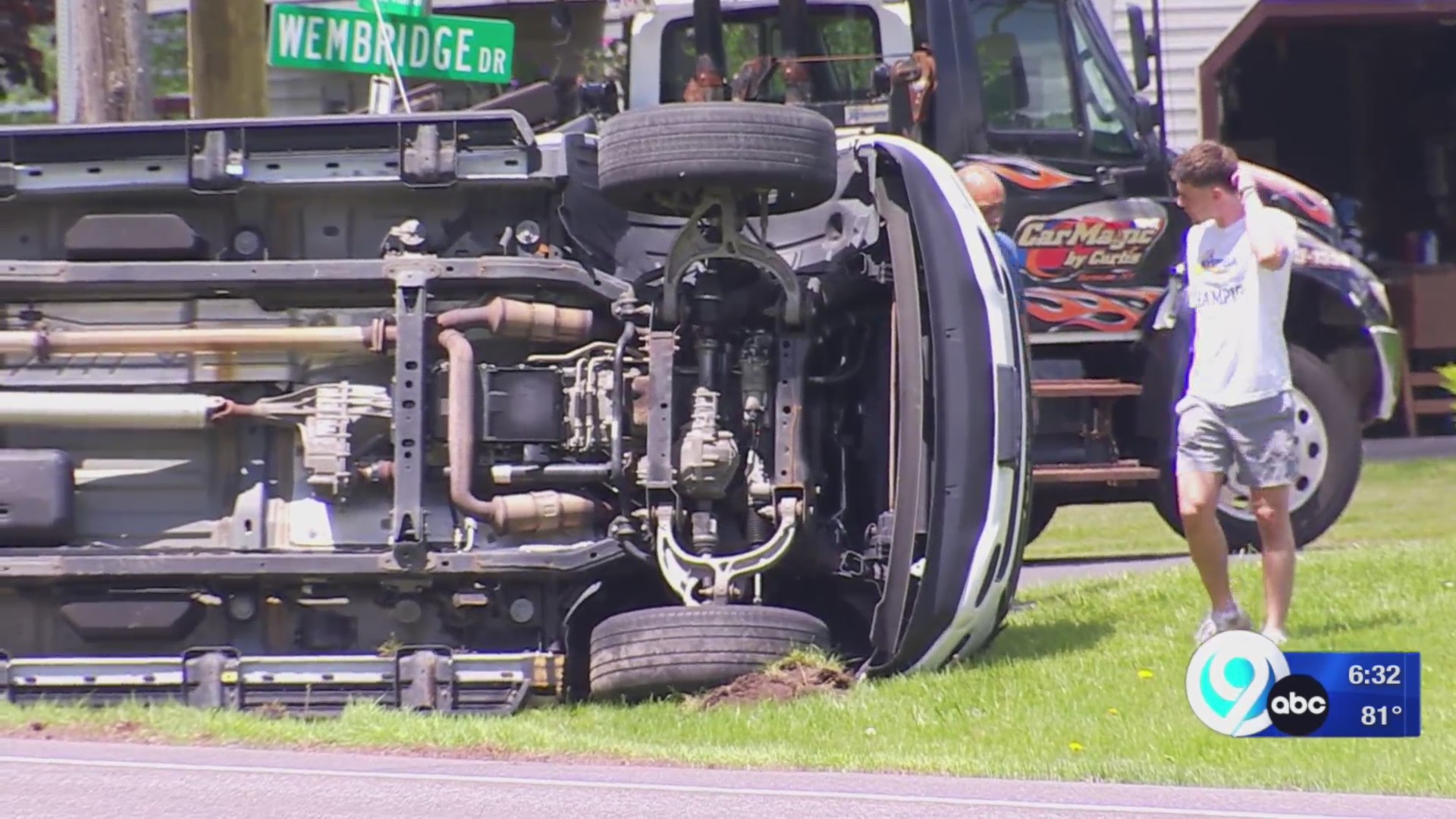 One hospitalized after truck falls on its side in DeWitt – WSYR