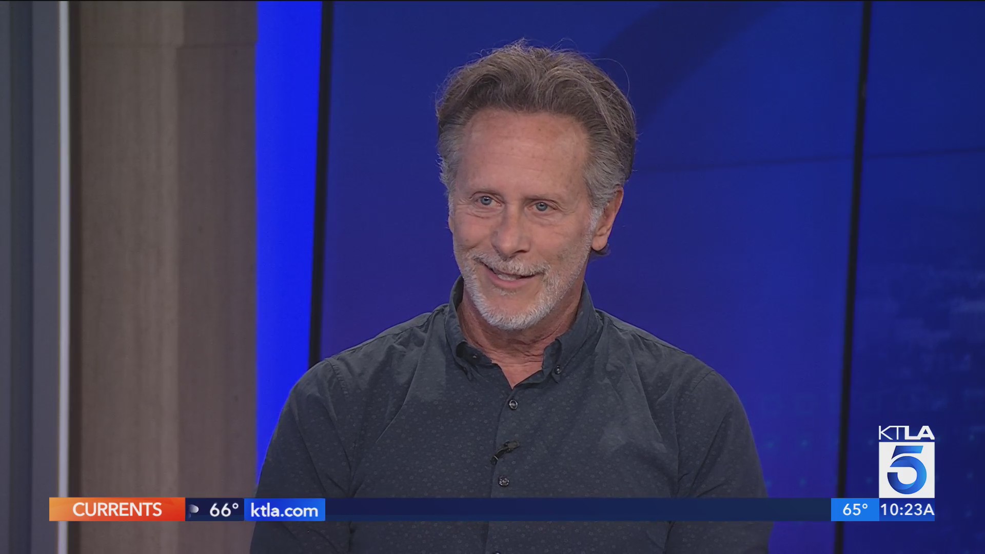 Steven Weber celebrates the 30th anniversary of ‘Jeffrey’ – KTLA