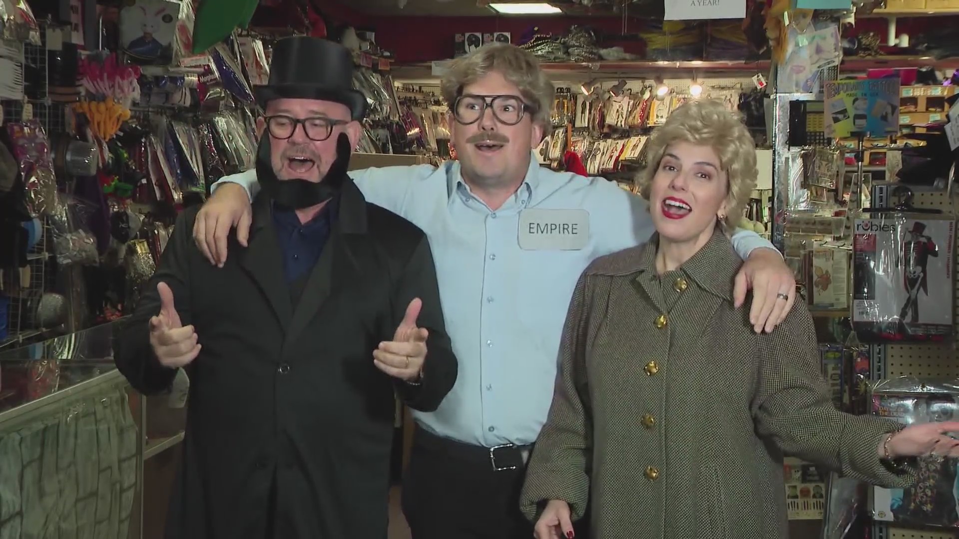 Highlights from WGN Morning News’ annual trip to Fantasy Costumes – WGN-TV