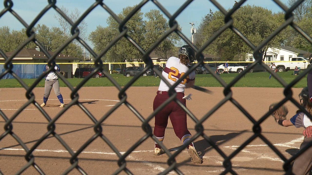 State-ranked local softball team reloaded for tournament run – WKBN.com