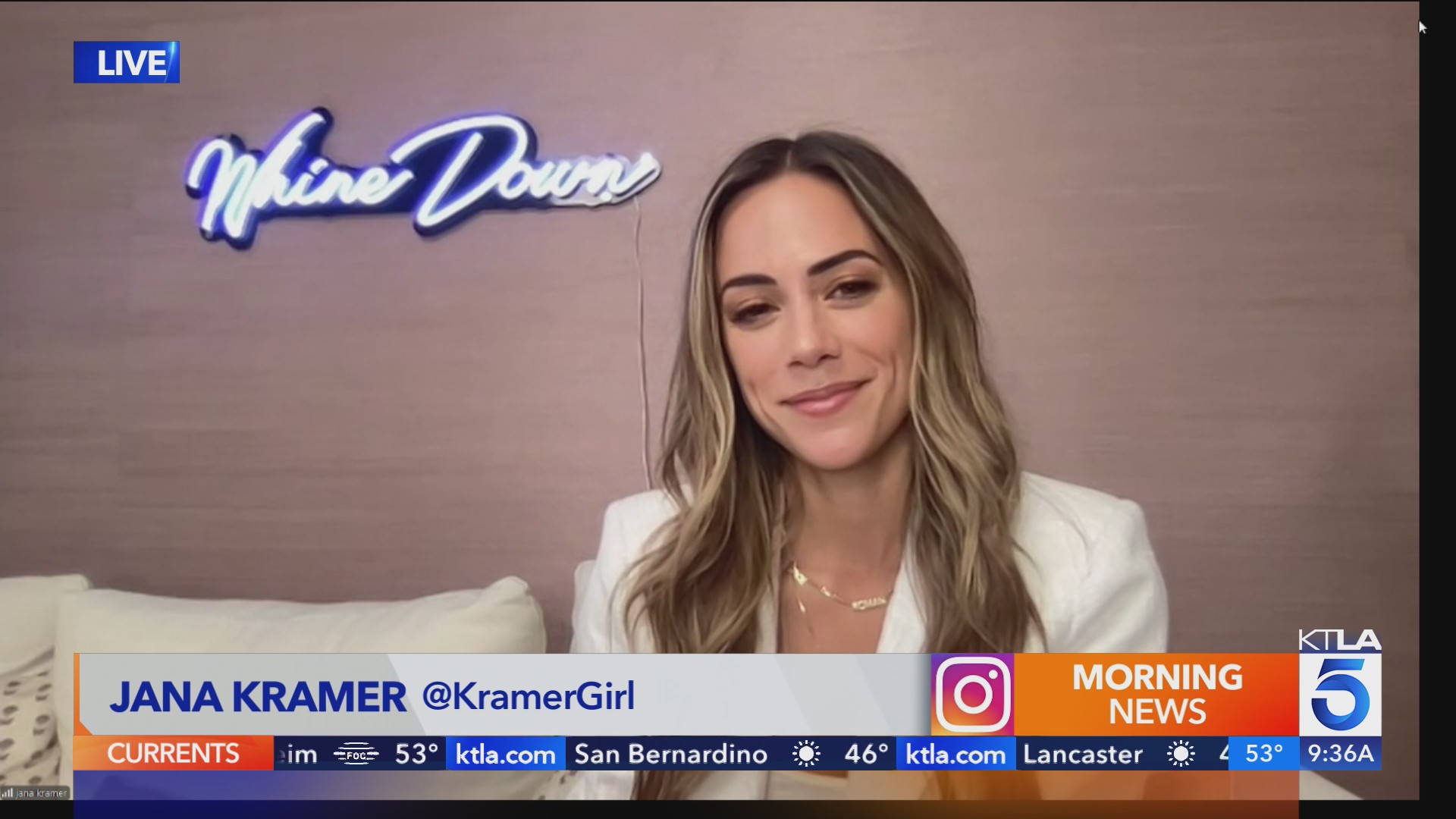 Jana Kramer discusses family, new music and her podcasts – KTLA