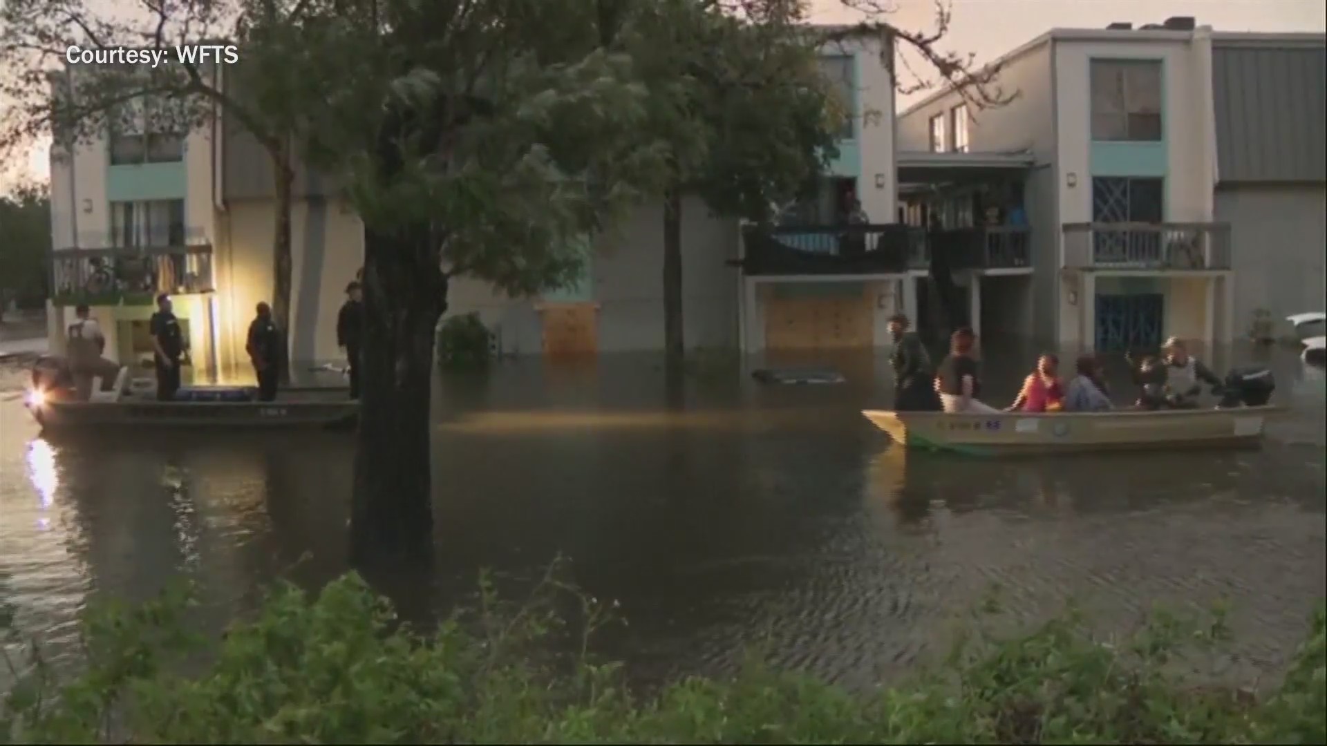 Milton causes widespread power outages and several deaths in Florida ...