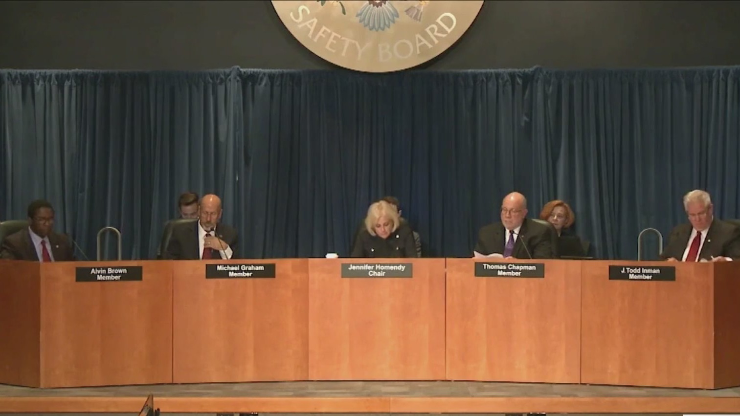 Could have been catastrophic’: NTSB holds meeting on near miss at ...