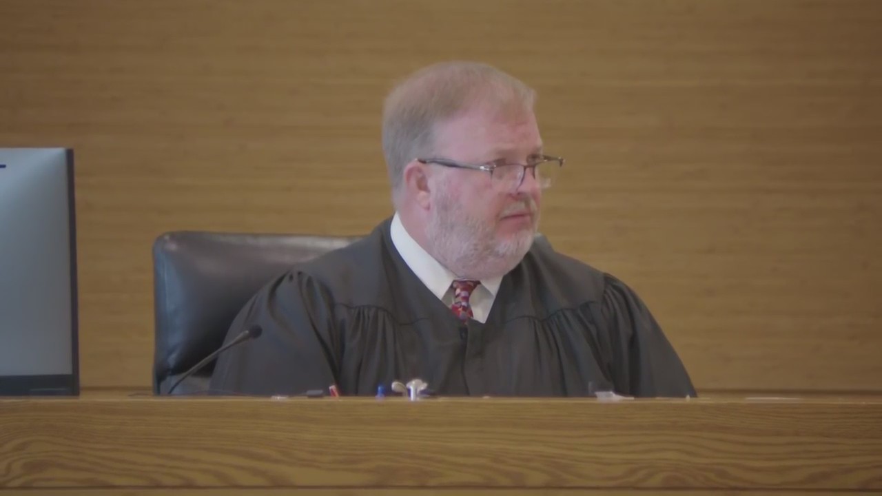 Judge allows Ashley Benefield attorneys to interview jurors after ...