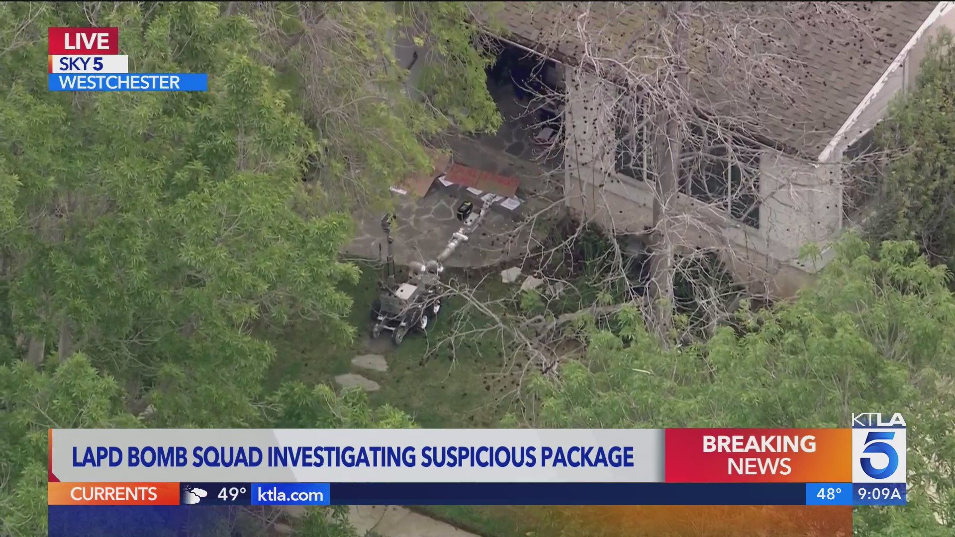 LAPD bomb squad investigates suspicious package in Westchester – KTLA