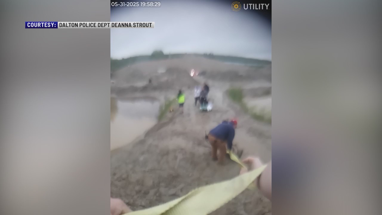 VIDEO: Two kids rescued from quicksand-like mud in Massachusetts ...