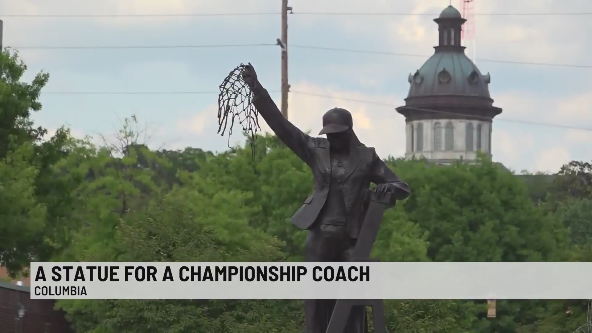 South Carolina basketball coach Dawn Staley gets statue in Columbia ...