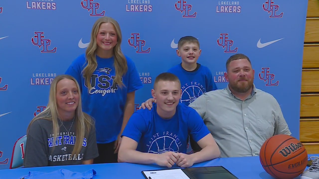 Lakeland’s Justin Carlson signs with Saint Francis men’s basketball ...