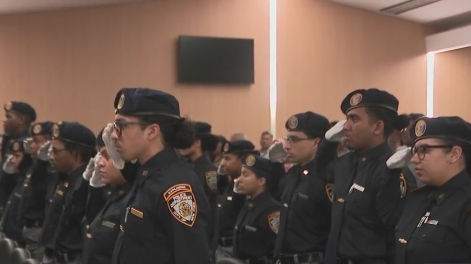 NYPD Explorer program holds graduation ceremony – PIX11
