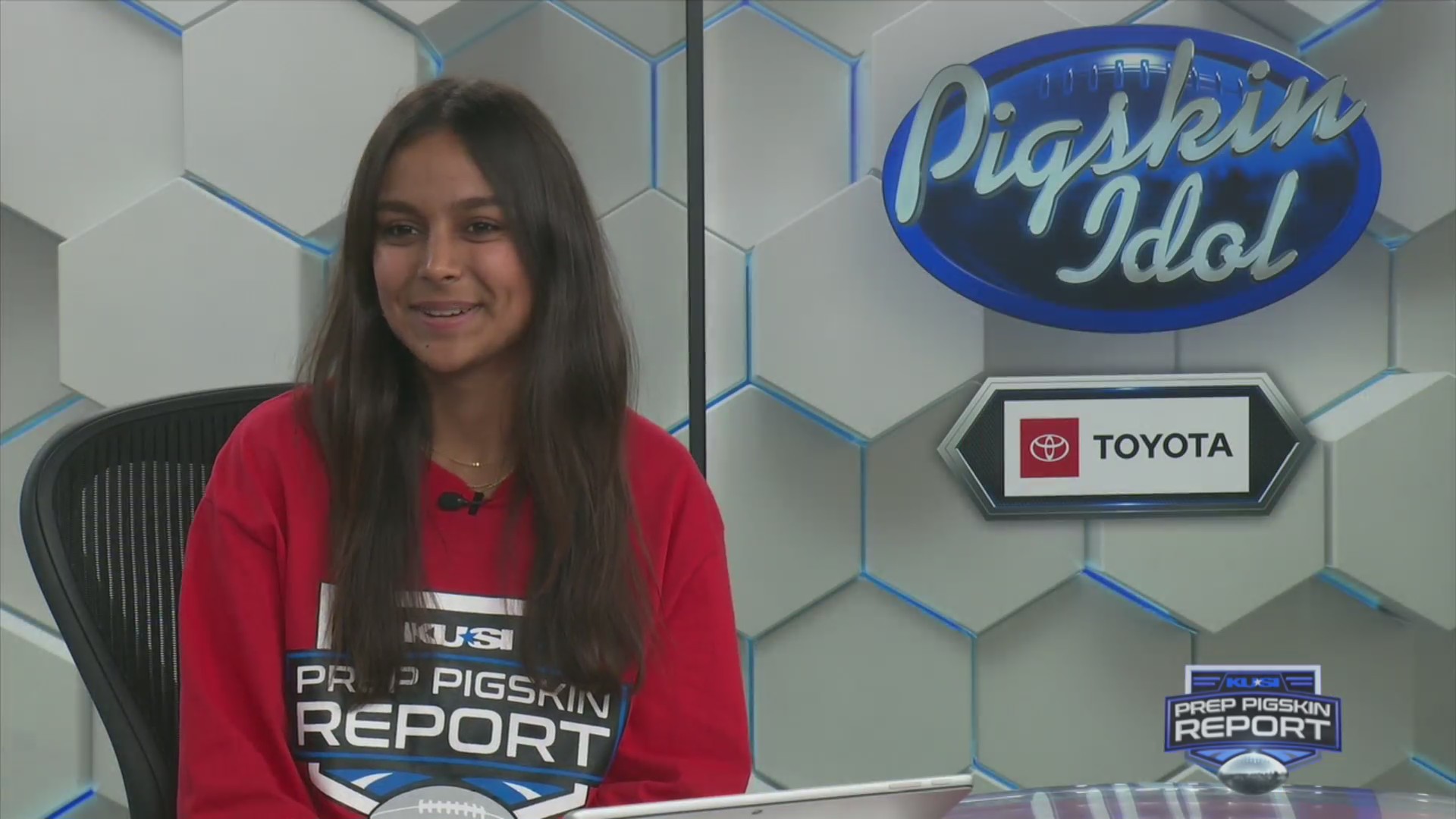 Pigskin Idol: Kyra Sharma, La Jolla – FOX 5 San Diego & KUSI News