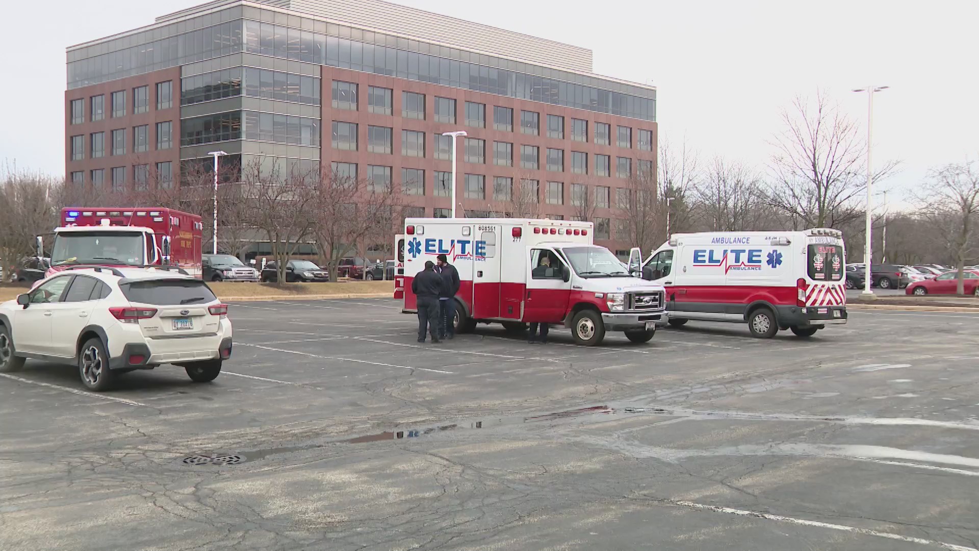 Ambulance stolen from Chicago hospital recovered in Northbrook – WGN ...