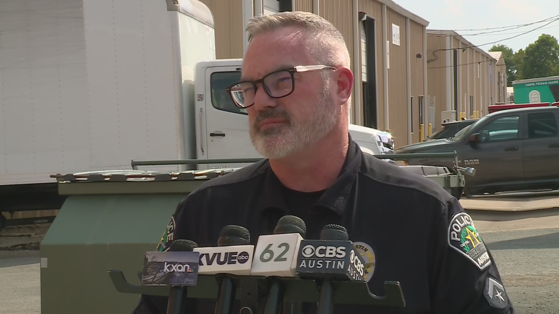 APD give update on SWAT incident at northeast Austin complex – KXAN Austin
