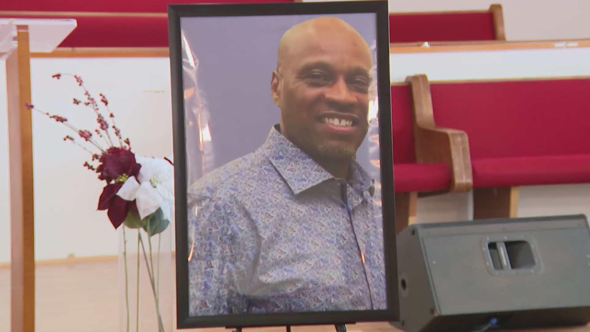 Family unable to track location of missing pastor’s phones – WGN-TV