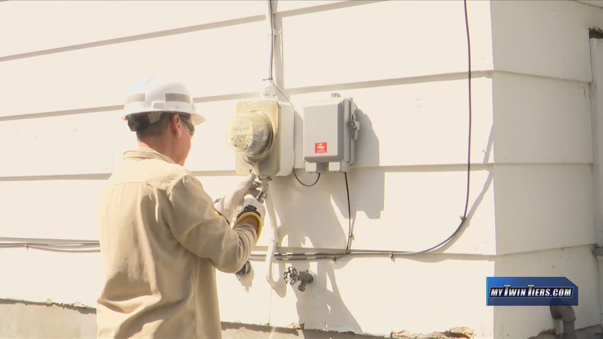 NYSEG installs new meters that submits its own data – WETM ...
