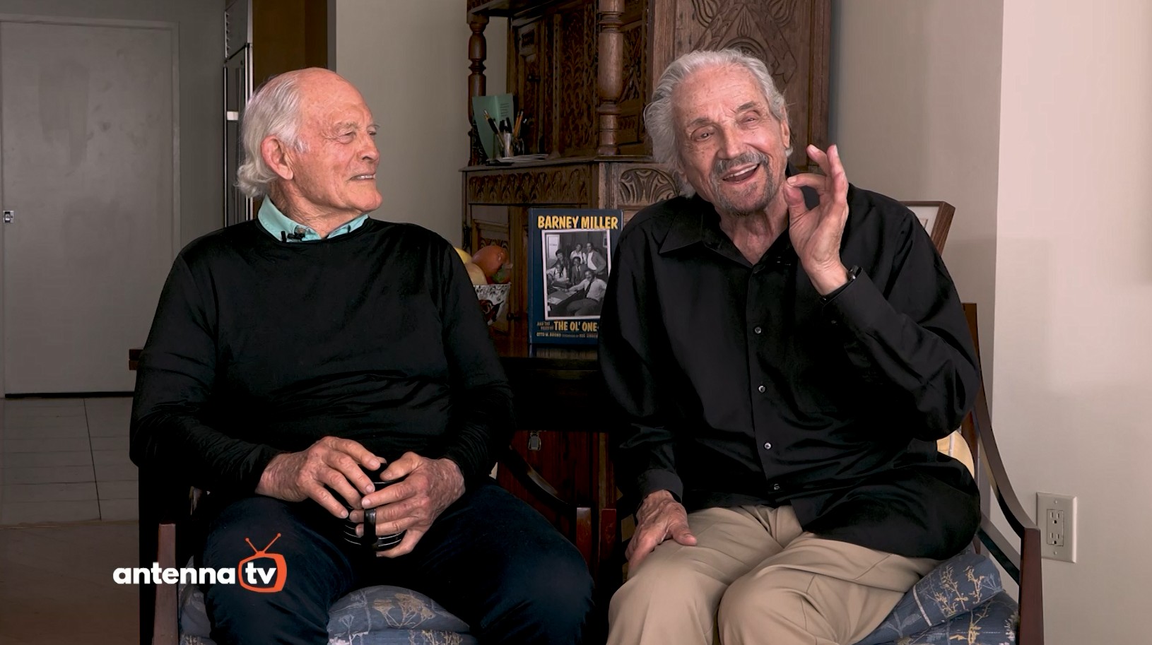 Nostalgia Stories: Max Gail and Hal Linden – part 2 – WGN Radio 720 ...