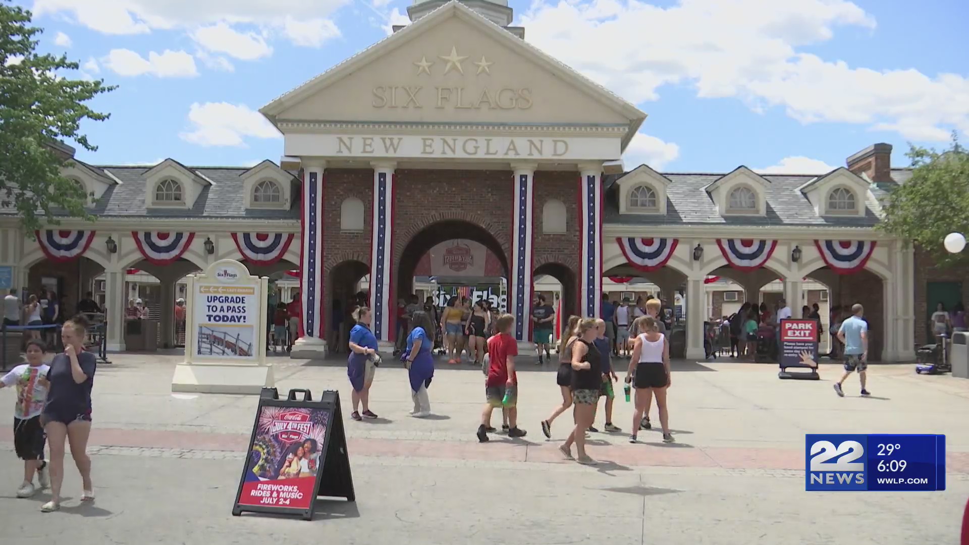Six Flags New England opens daily for Spring Break – WWLP