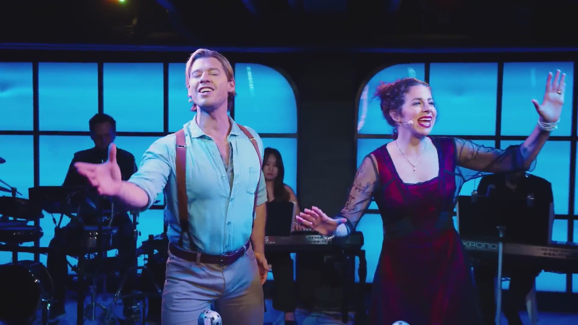 Titanique the Musical brings parody of Titanic to Windy City with all ...