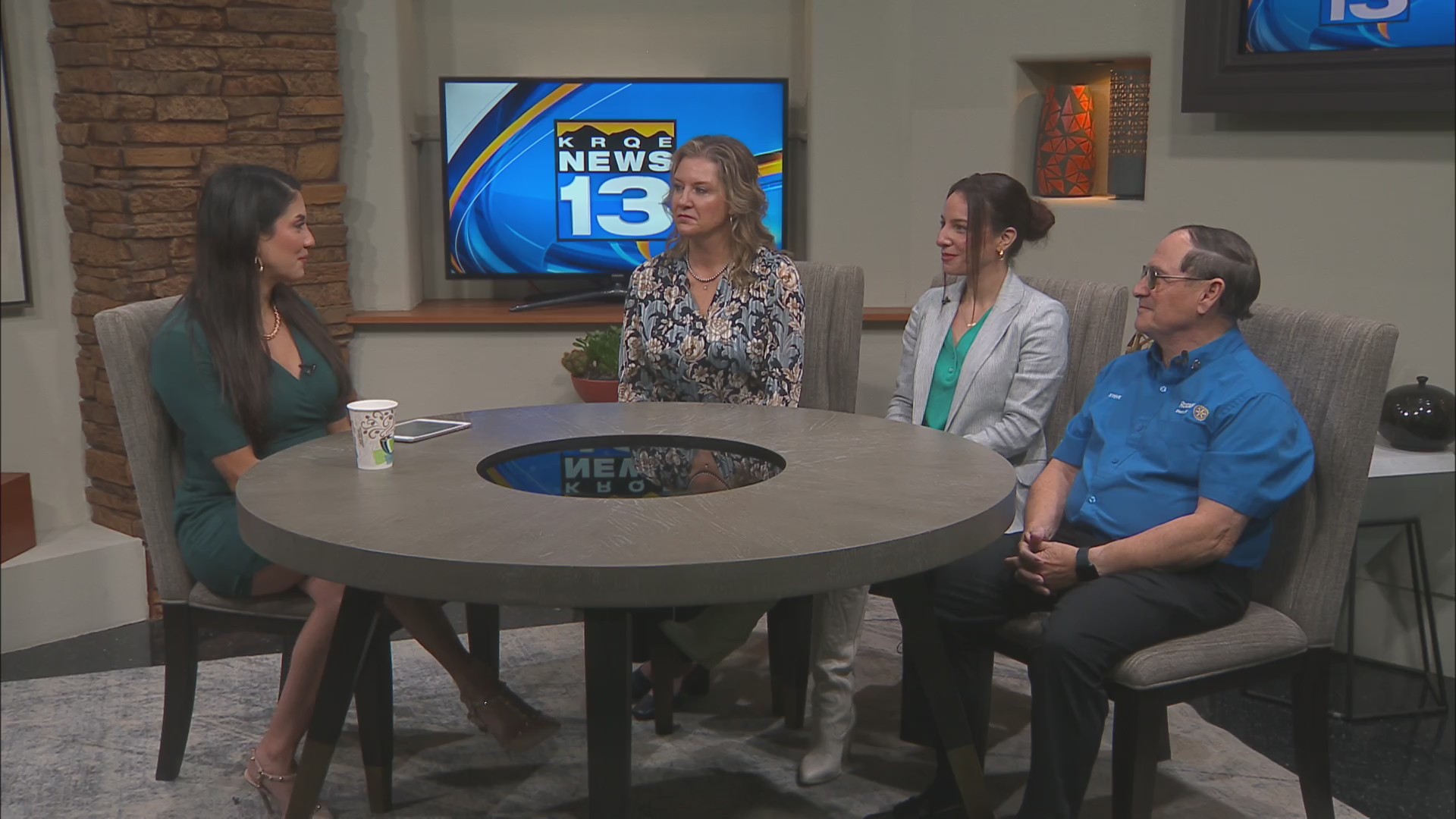 Arrey Elementary School gifted with book vending machine – KRQE NEWS 13 – Breaking News ...