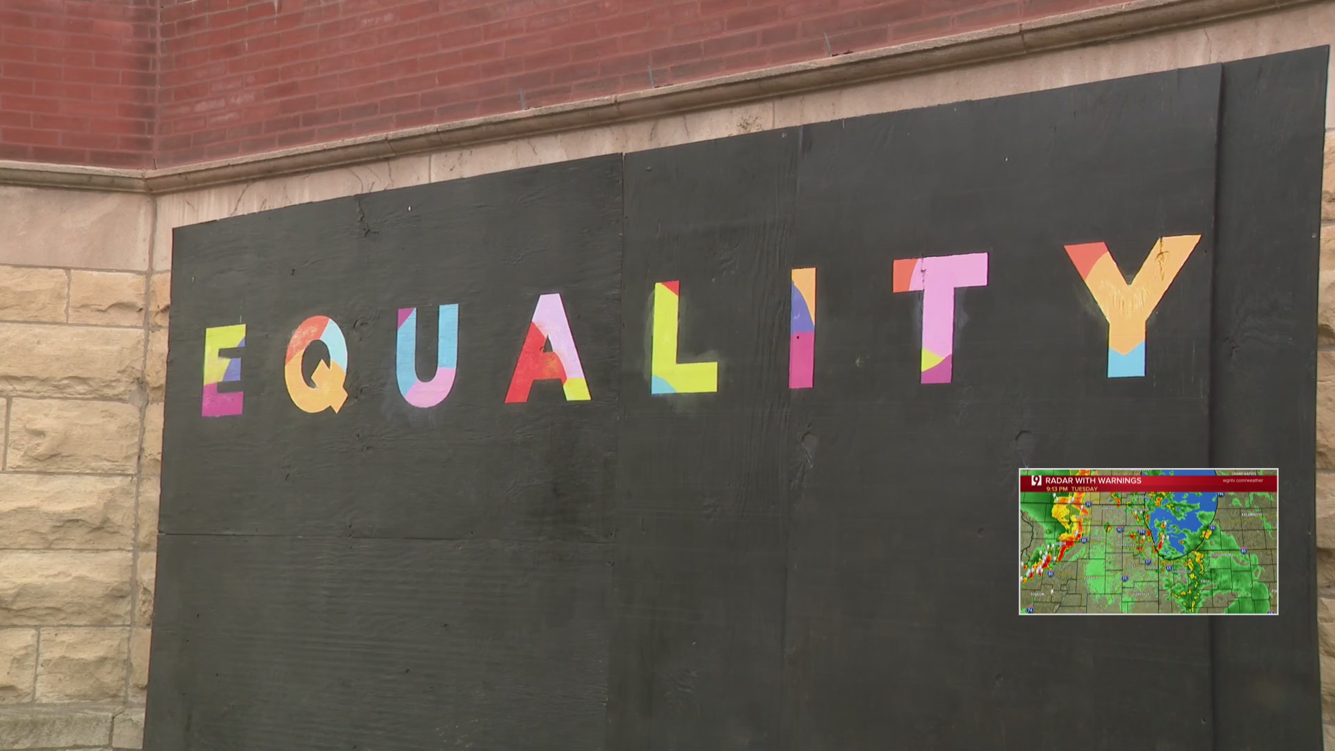 Alderman: Equality mural at Lakeview school defaced with anti-Semitic ...