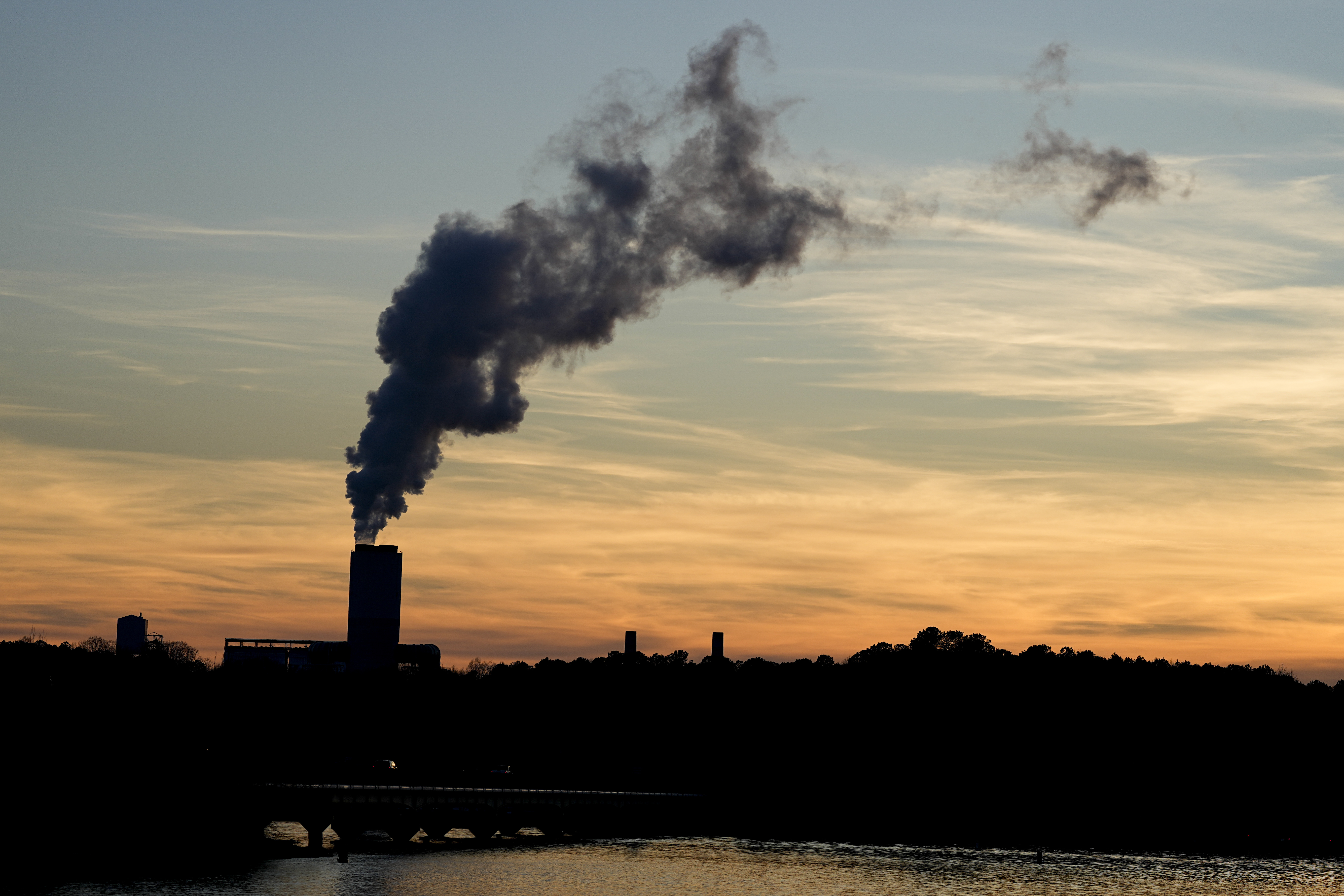 EPA finalizes new rules to reduce pollution – WFLA