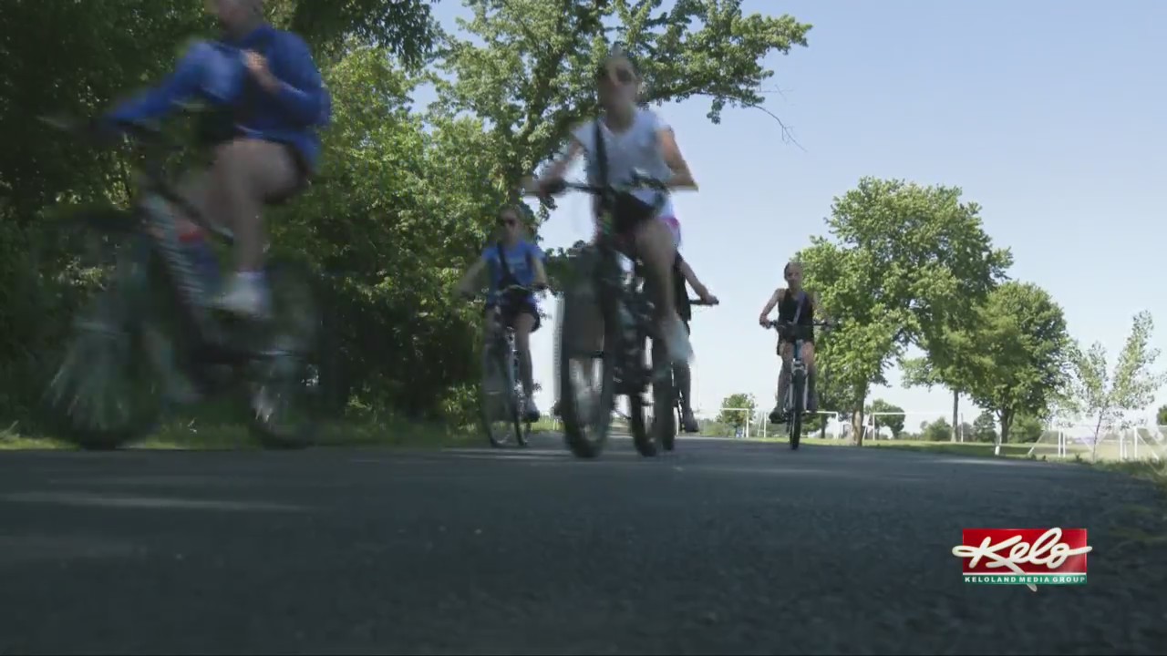 Class II E-Bikes permitted on trails starting this weekend – KELOLAND.com