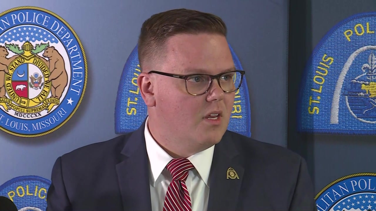 SLMPD updates on officer shootout with suspect and homicide victims – FOX 2