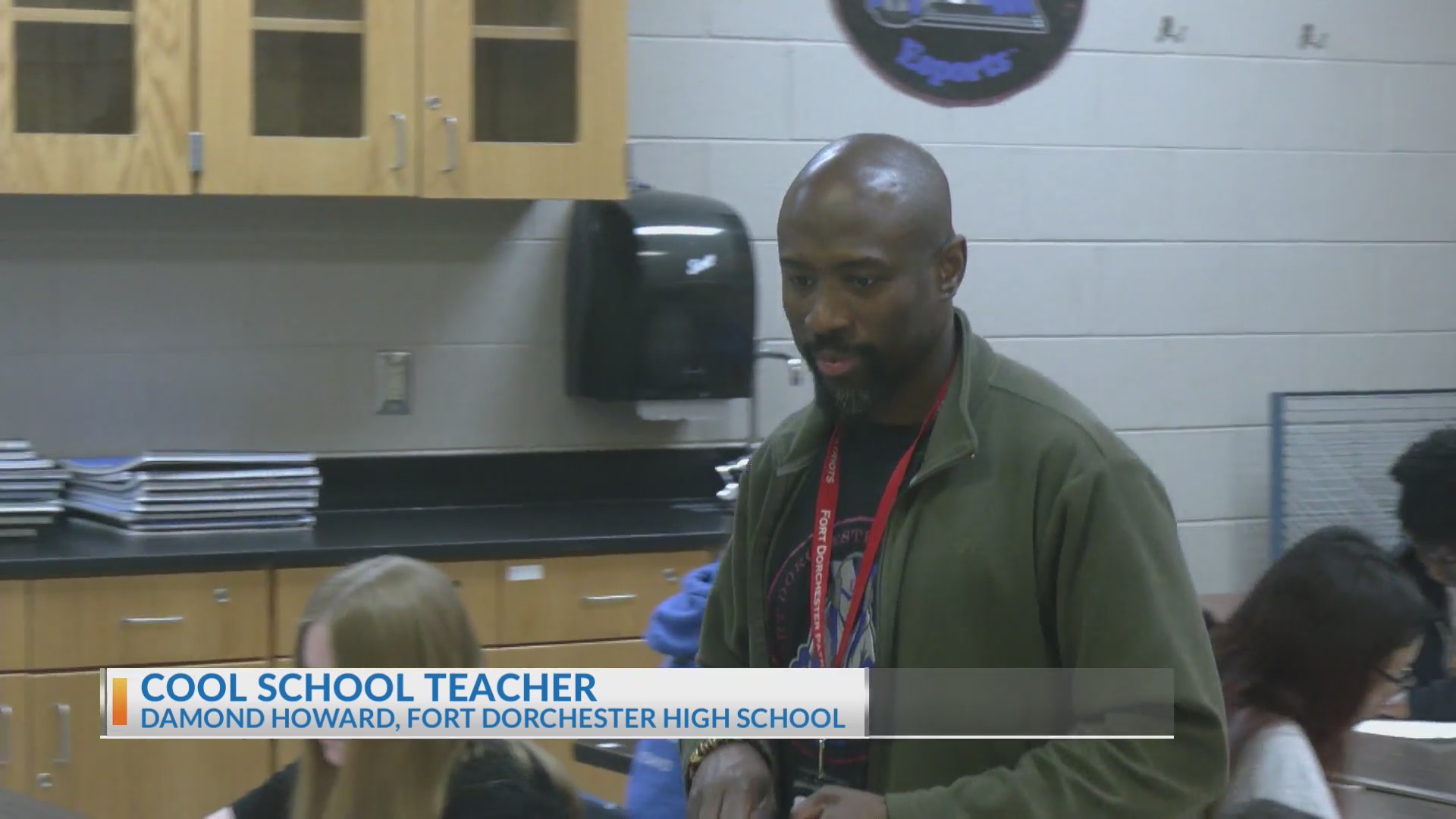 Cool Teacher: Fort Dorchester High School’s Damond Howard – WCBD News 2