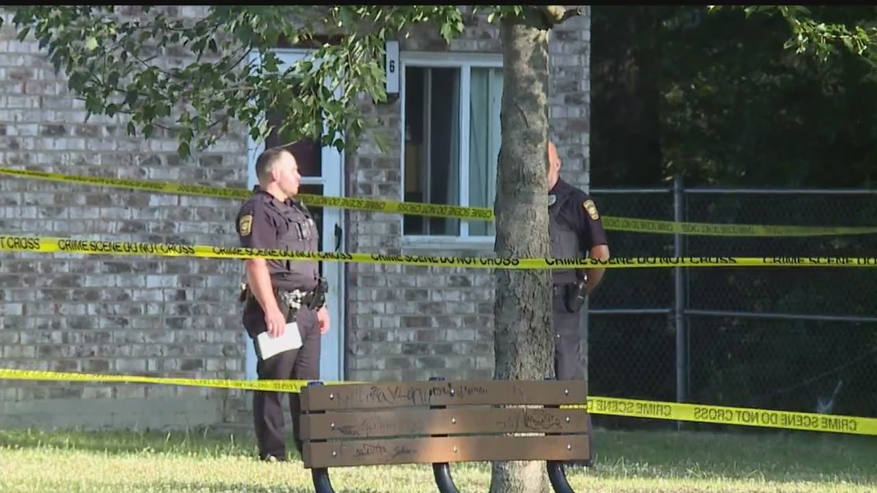 Man charged in Warren apartment complex fatal shooting takes plea deal ...