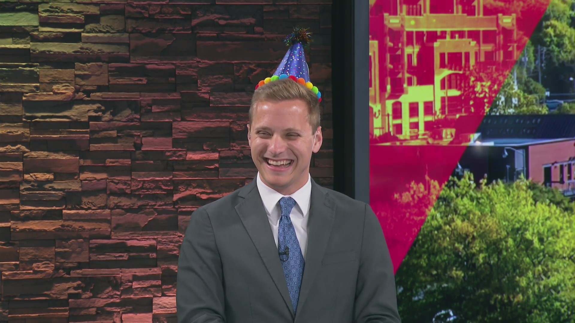 Josh Rugger Is Now Officially A Meteorologist! – KNWA FOX24