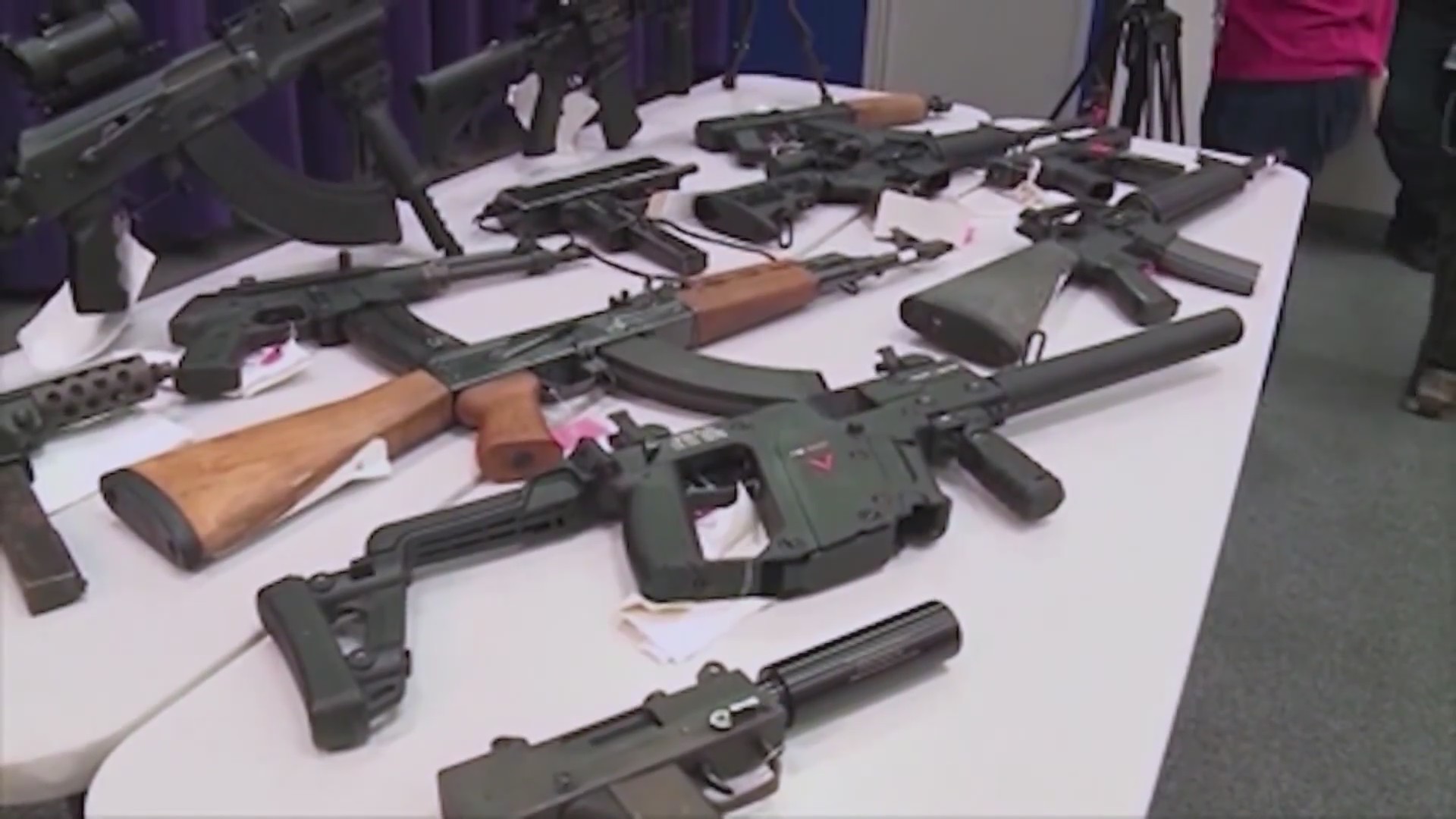U.S. Supreme Court declines to review challenge to Illinois weapons ban – MyStateline | WTVO ...
