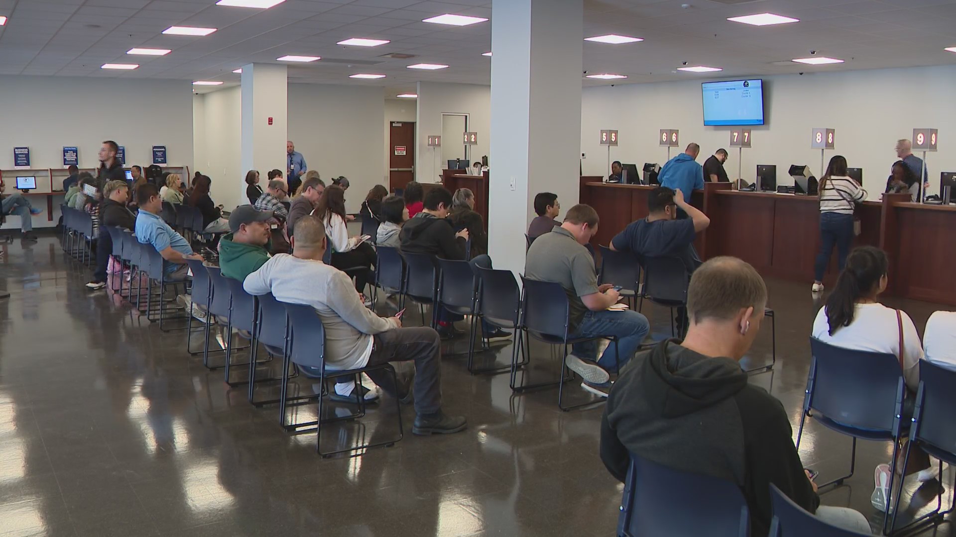 New Aurora DMV office opens, offering real ID services to Chicagoland ...