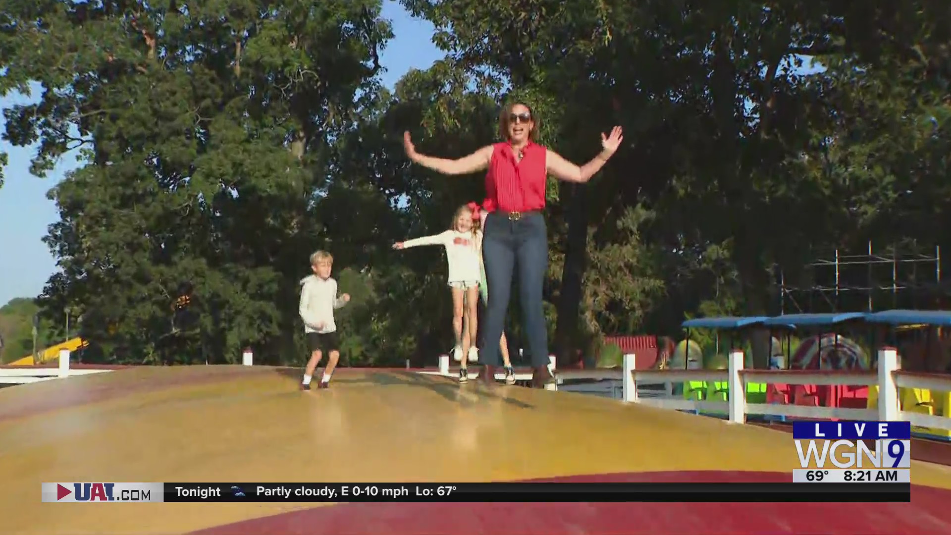 Around Town – Sonny Acres Farm – WGN-TV