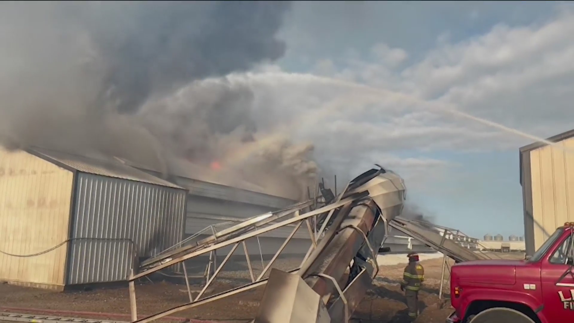 Fire at massive Iowa chicken farm contained after hours of effort ...