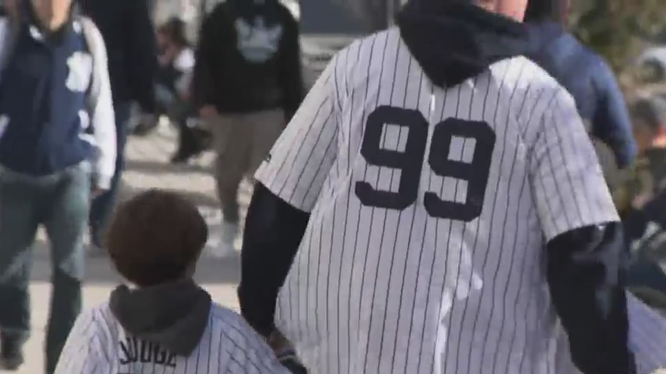 New York Yankees fans ready for World Series games in the Bronx – PIX11