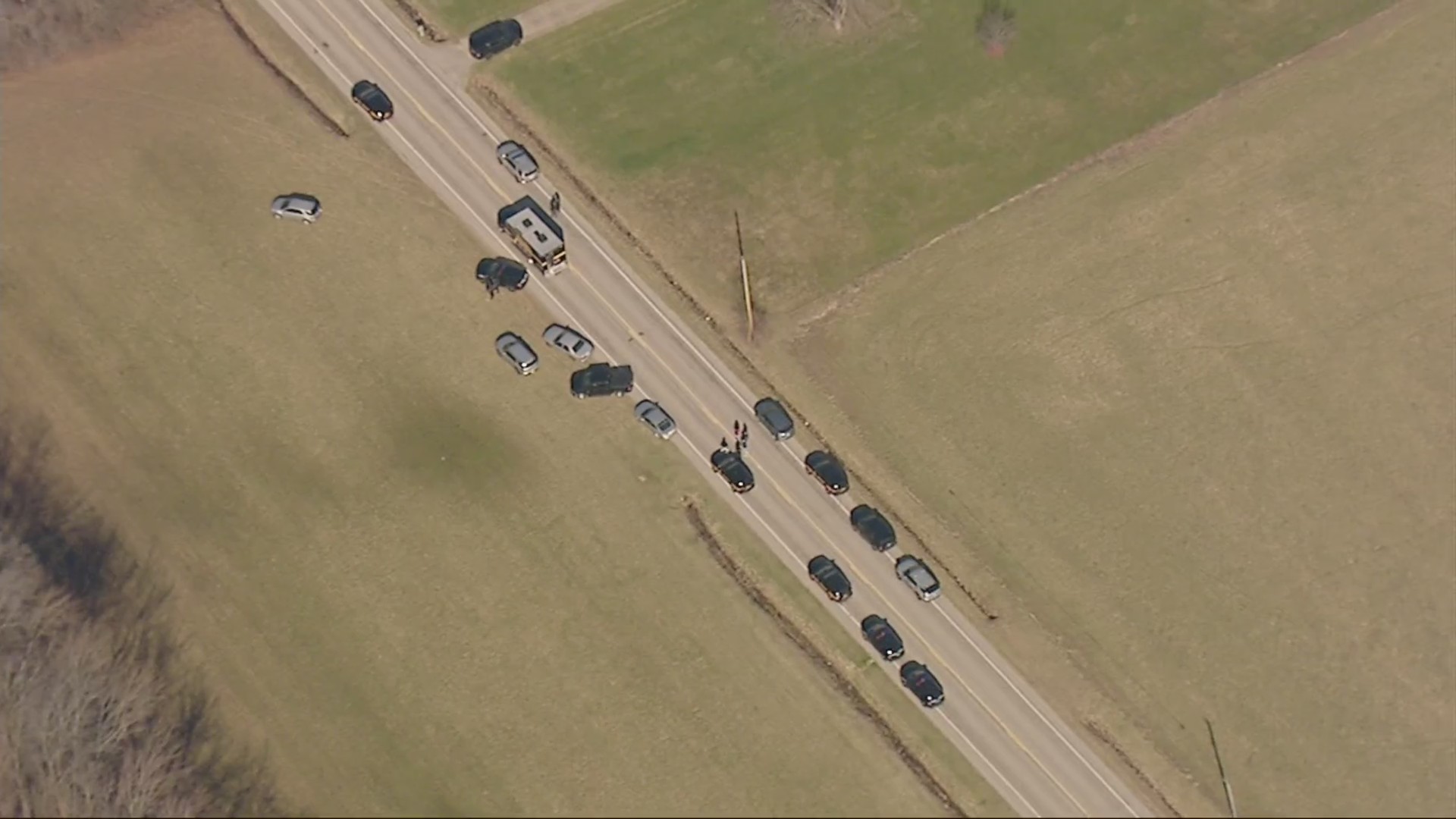 Lorain County manhunt – Fox 8 Cleveland WJW