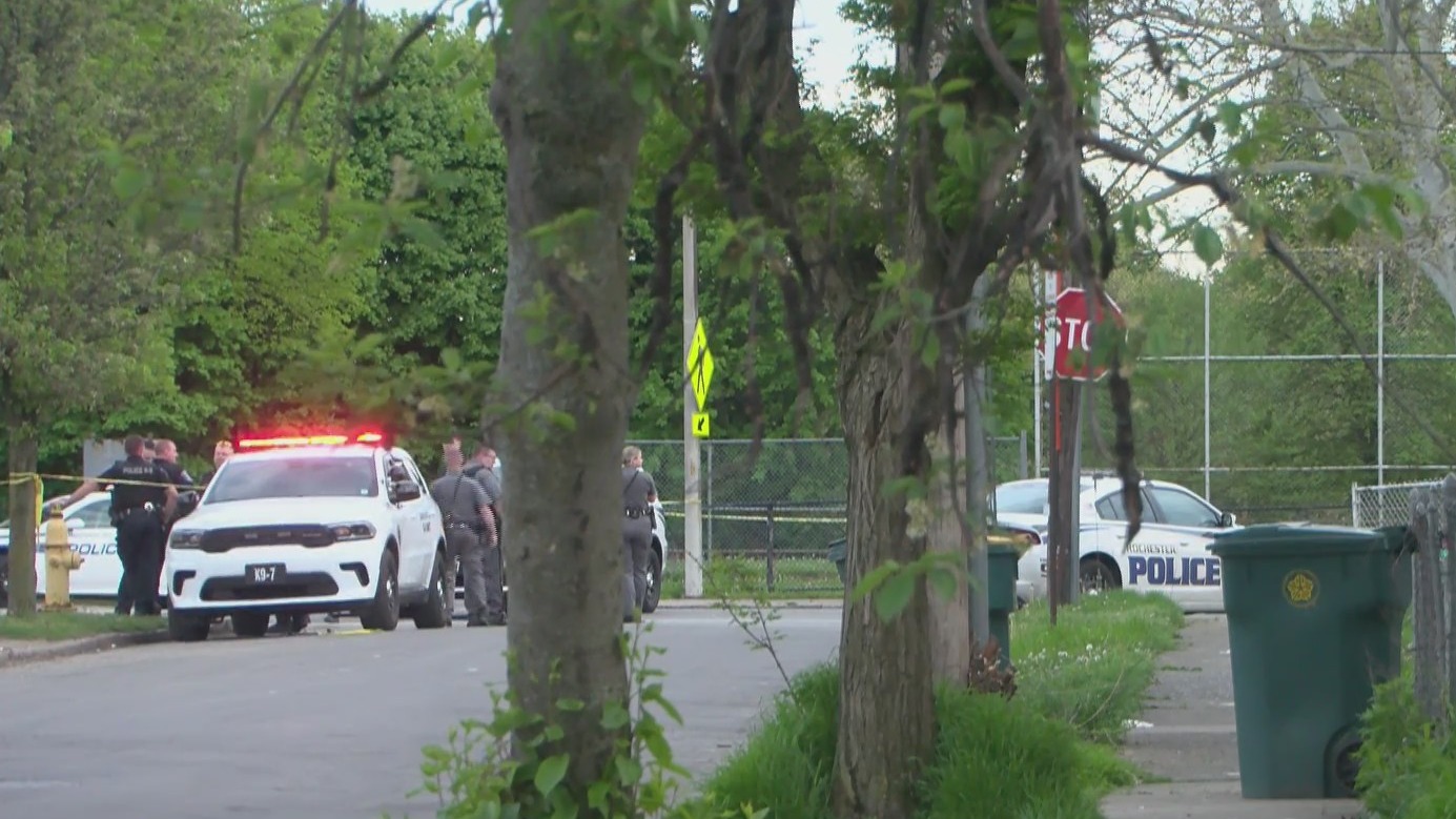Police surround building on Upper Falls Boulevard in Rochester ...