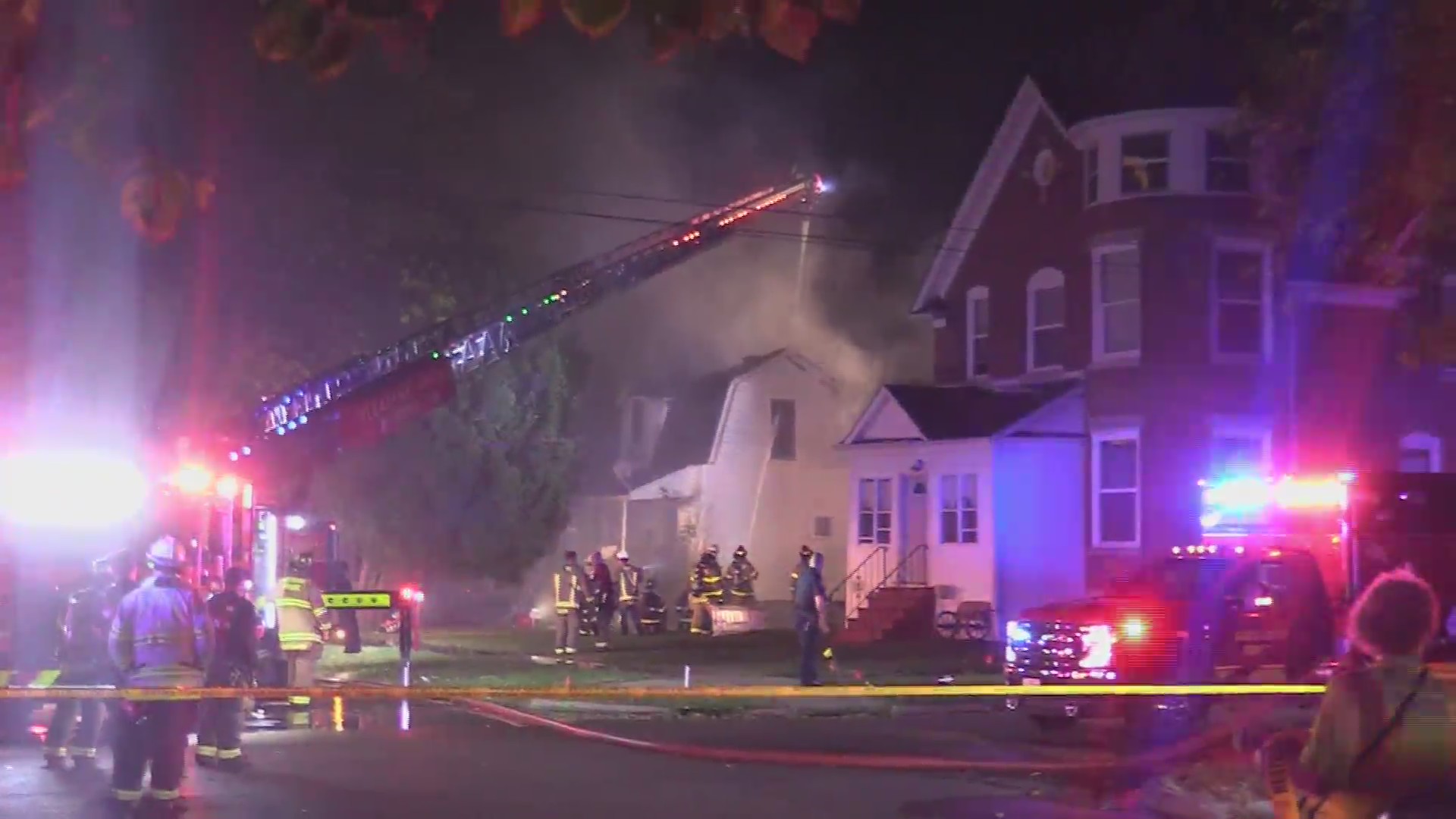 3 killed in Zion house fire – WGN-TV
