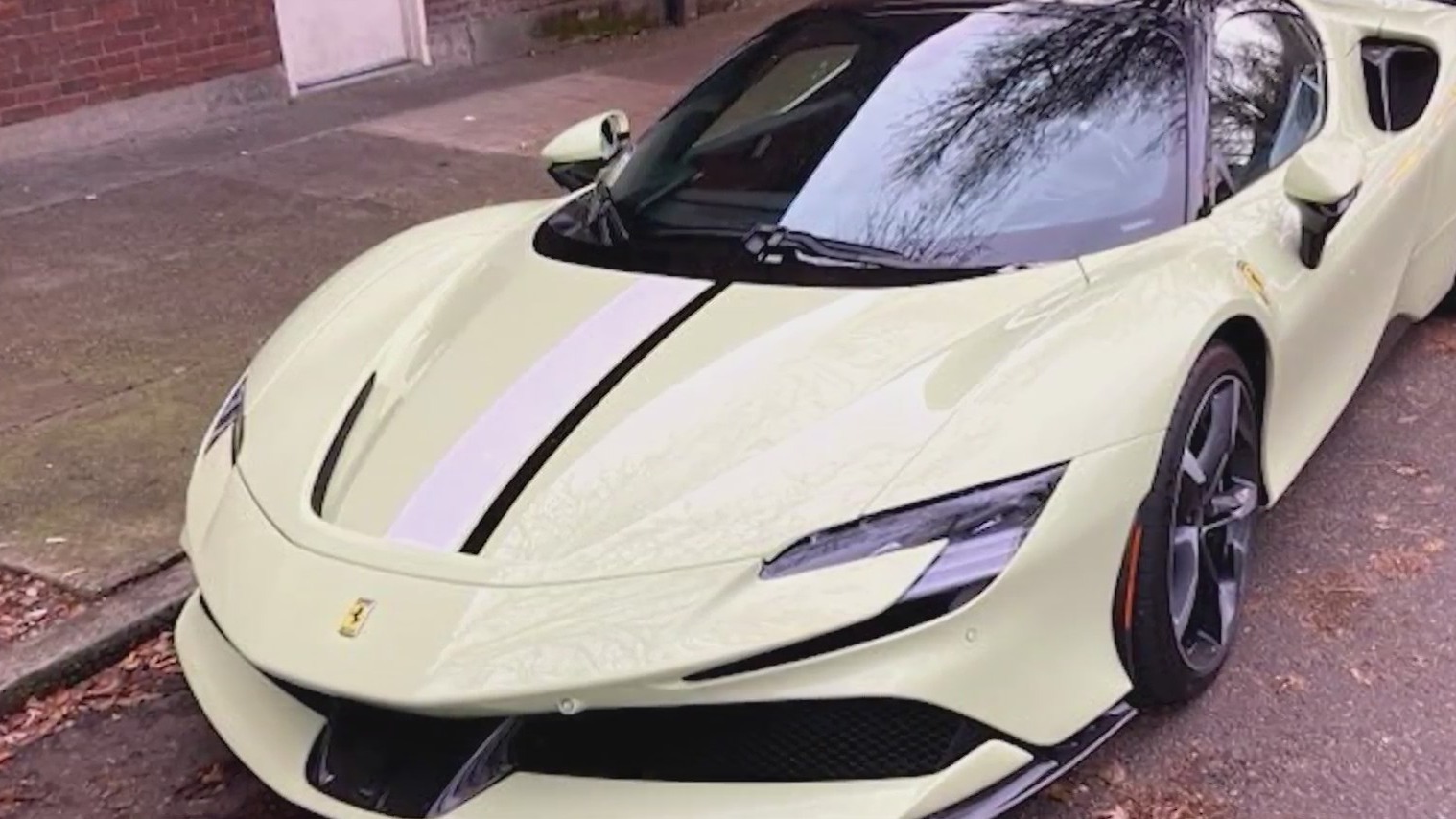 Man accused of stealing $900K Ferrari supercar arrested – KOIN.com