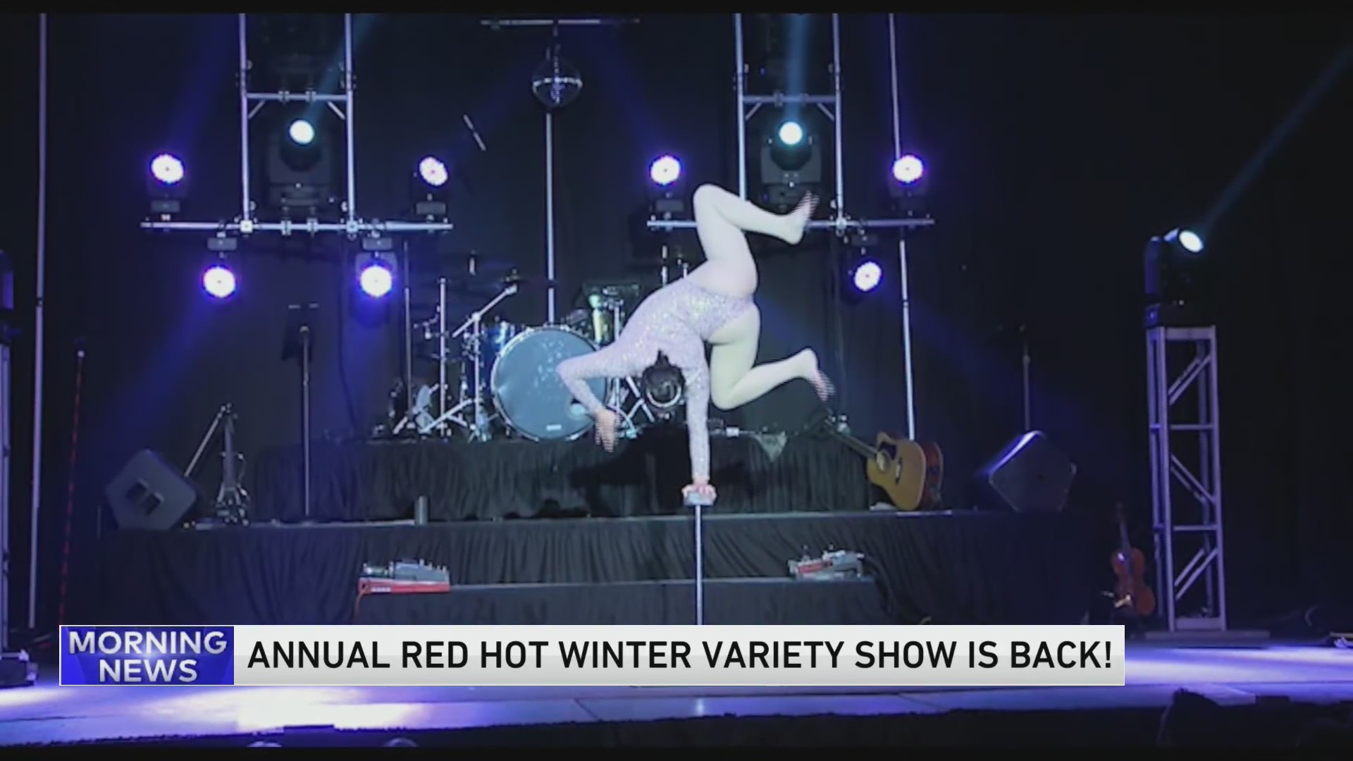 Acrobatic & Hand-Balancing Artist Yulya from Red Hot Winter Variety ...
