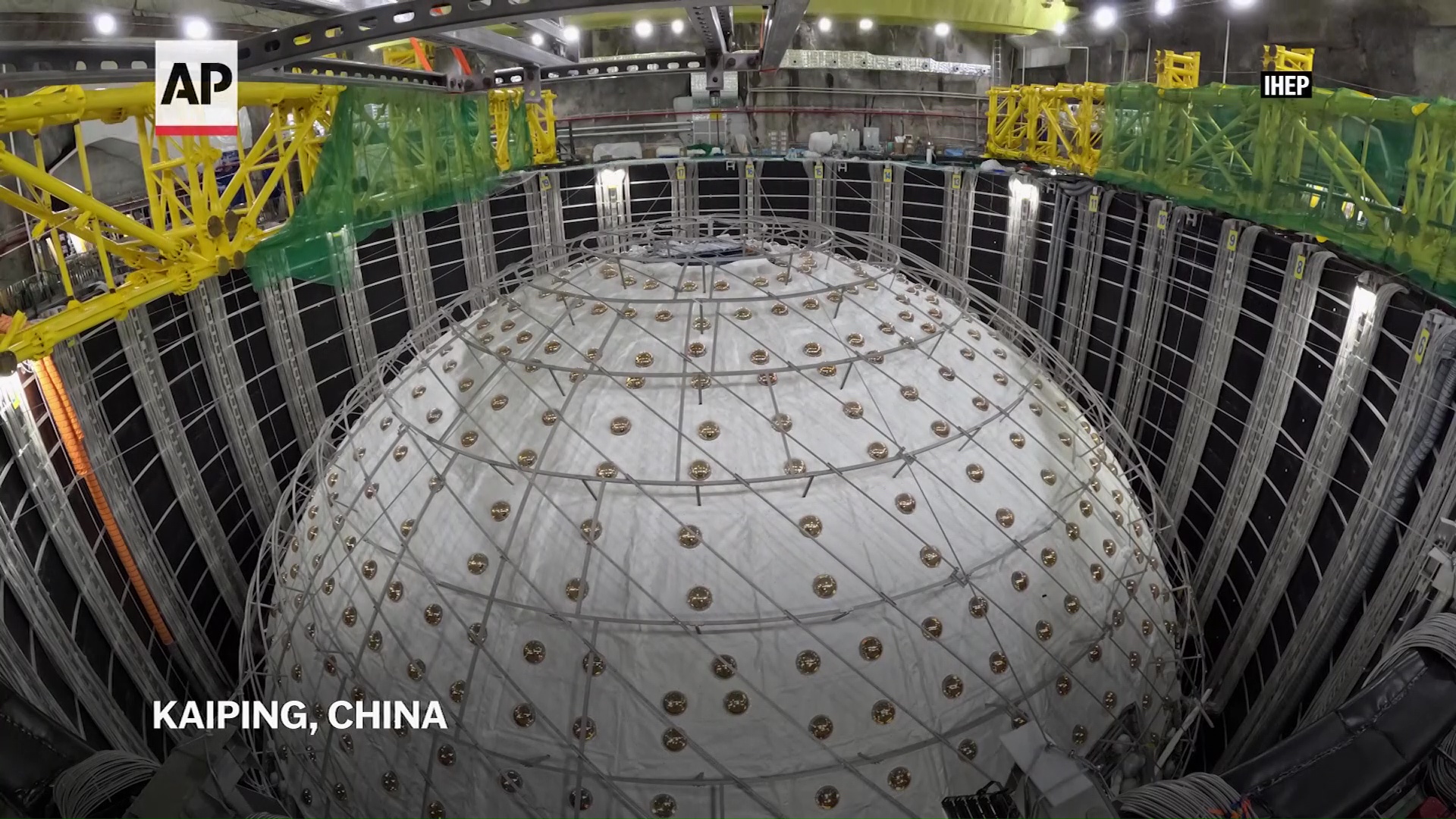 Detecting Neutrinos – WFLA